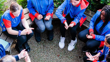 The one where 1st Limbury Guides went on a rebrand photoshoot ...